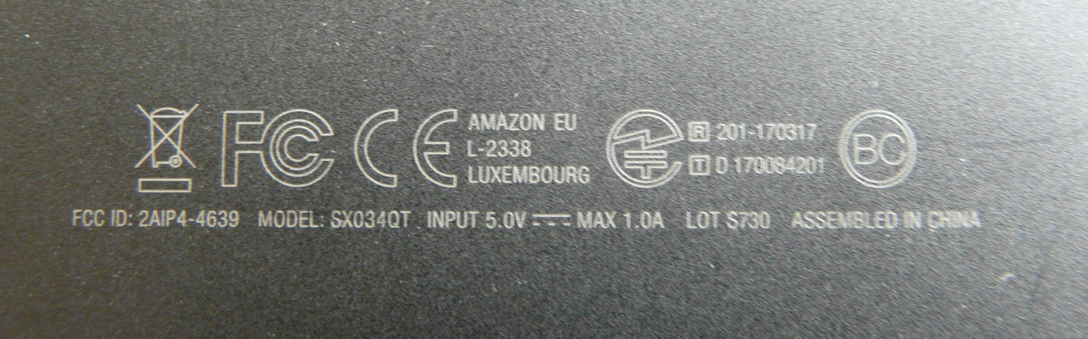 Amazon Fire HD 8（第 7 世代）の分解（カバー外しまで） | サクエのテック備忘録